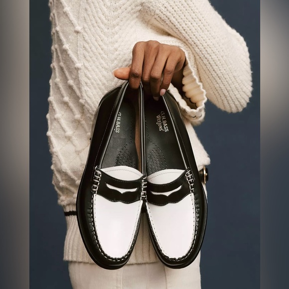 G H Bass | Shoes | Gh Bass Weejuns Whitney Black And White Loafers Nwob ...